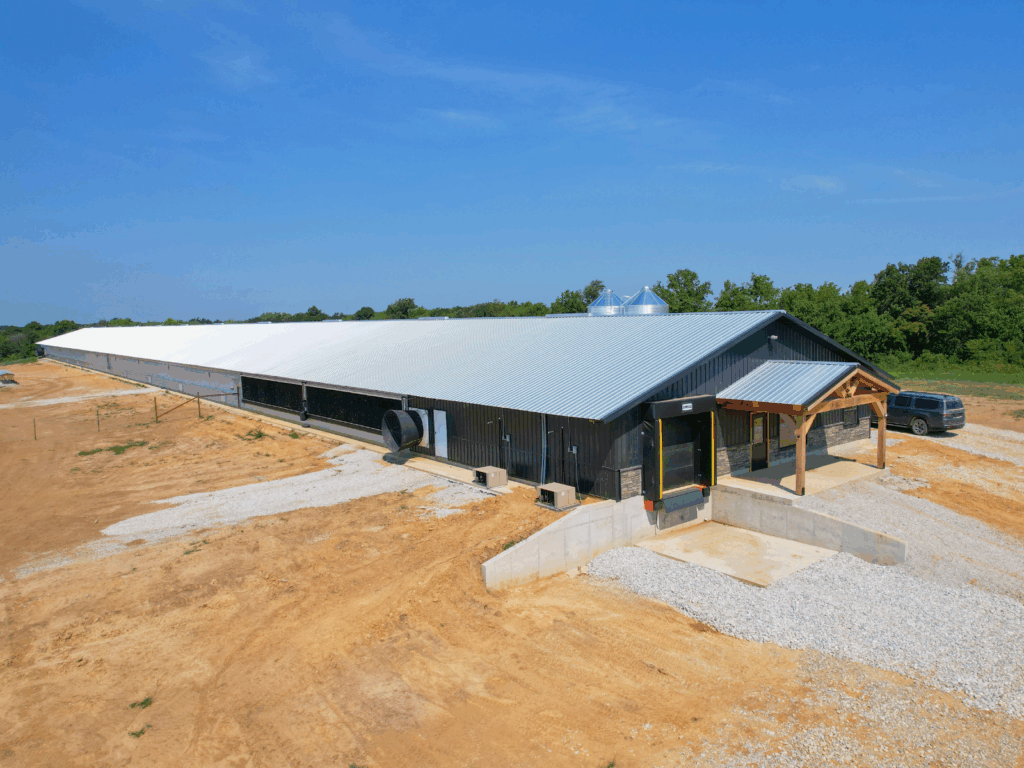 Free Range Layer Houses In Lincoln, Missouri - Hostetler Poultry